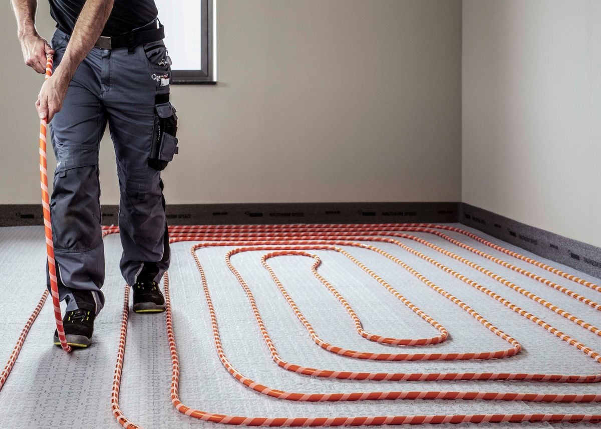 Fußbodenheizung | Verlegesysteme Flächenheizung REHAU