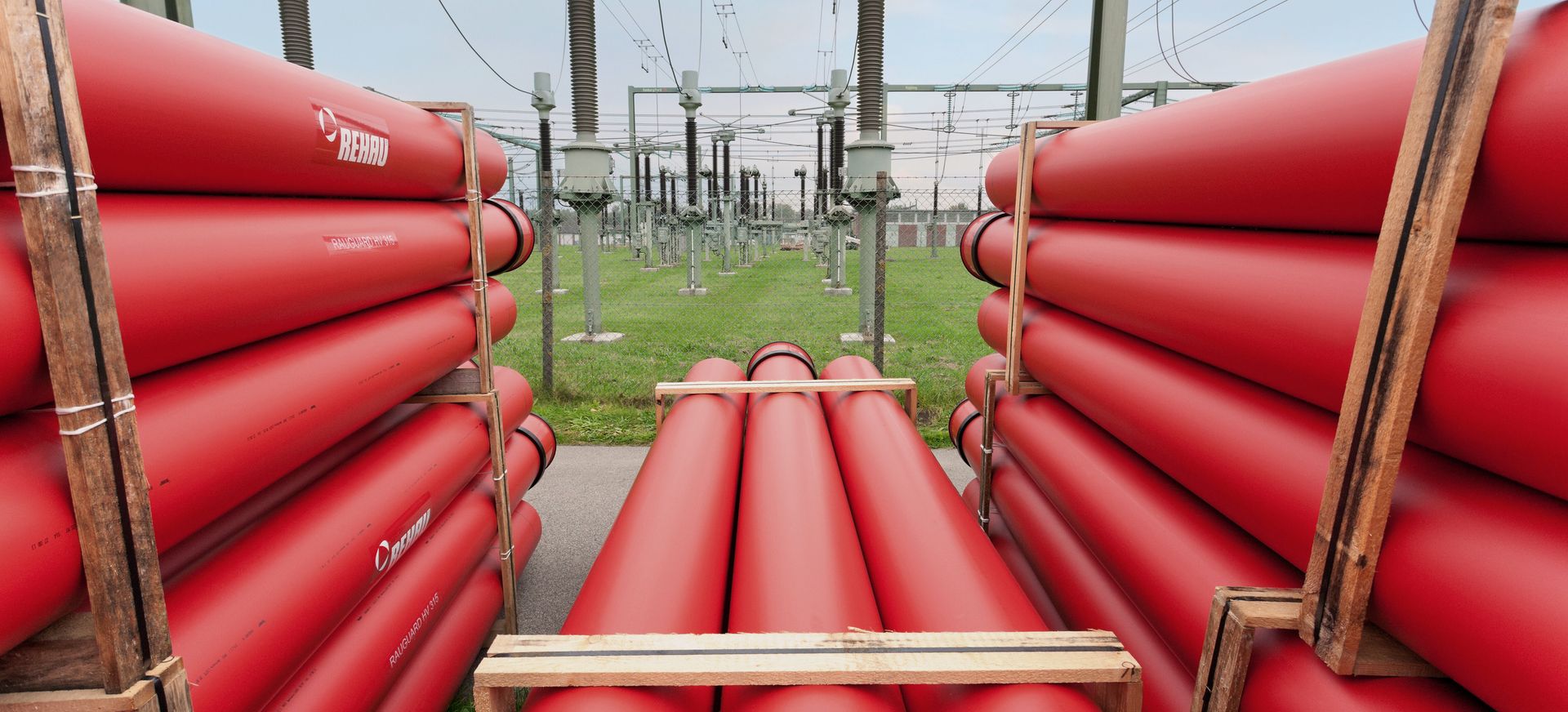 Strom | Schutzrohrsystem für Hochspannungskabel von REHAU