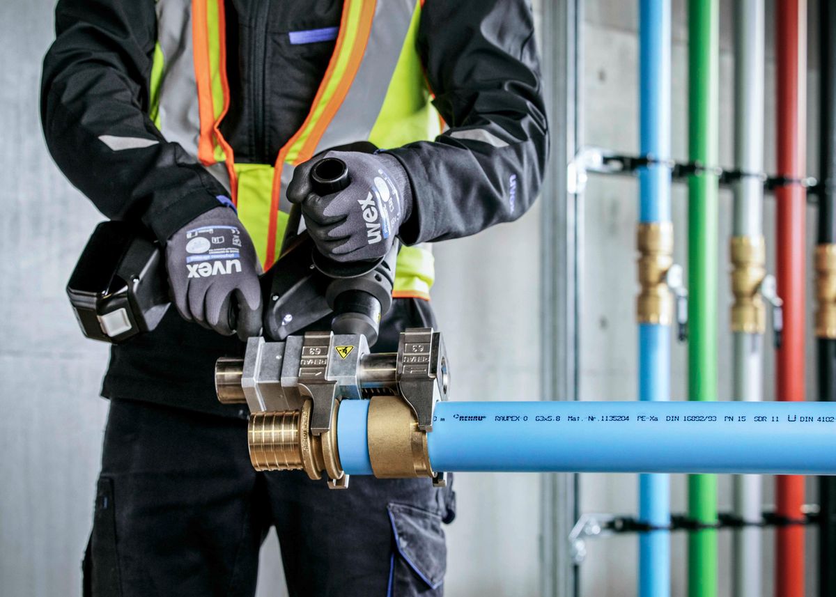 Industrial pipe system made of polyethylene PE-Xa | REHAU