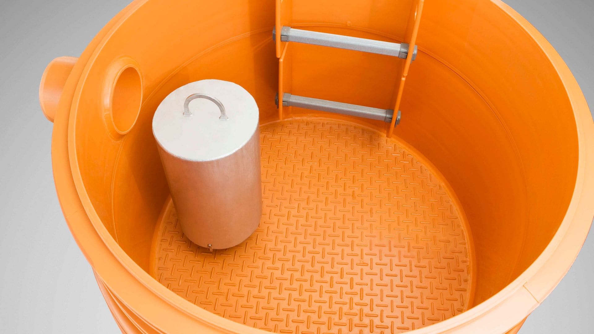 Flushing and water meter chambers | REHAU Special chambers