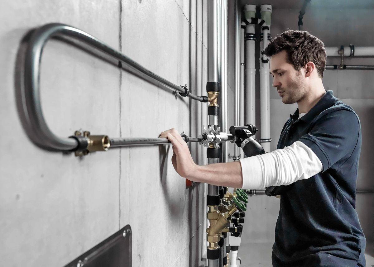 Universell einsetzbare Versorgungsleitungen RAUTITAN | REHAU