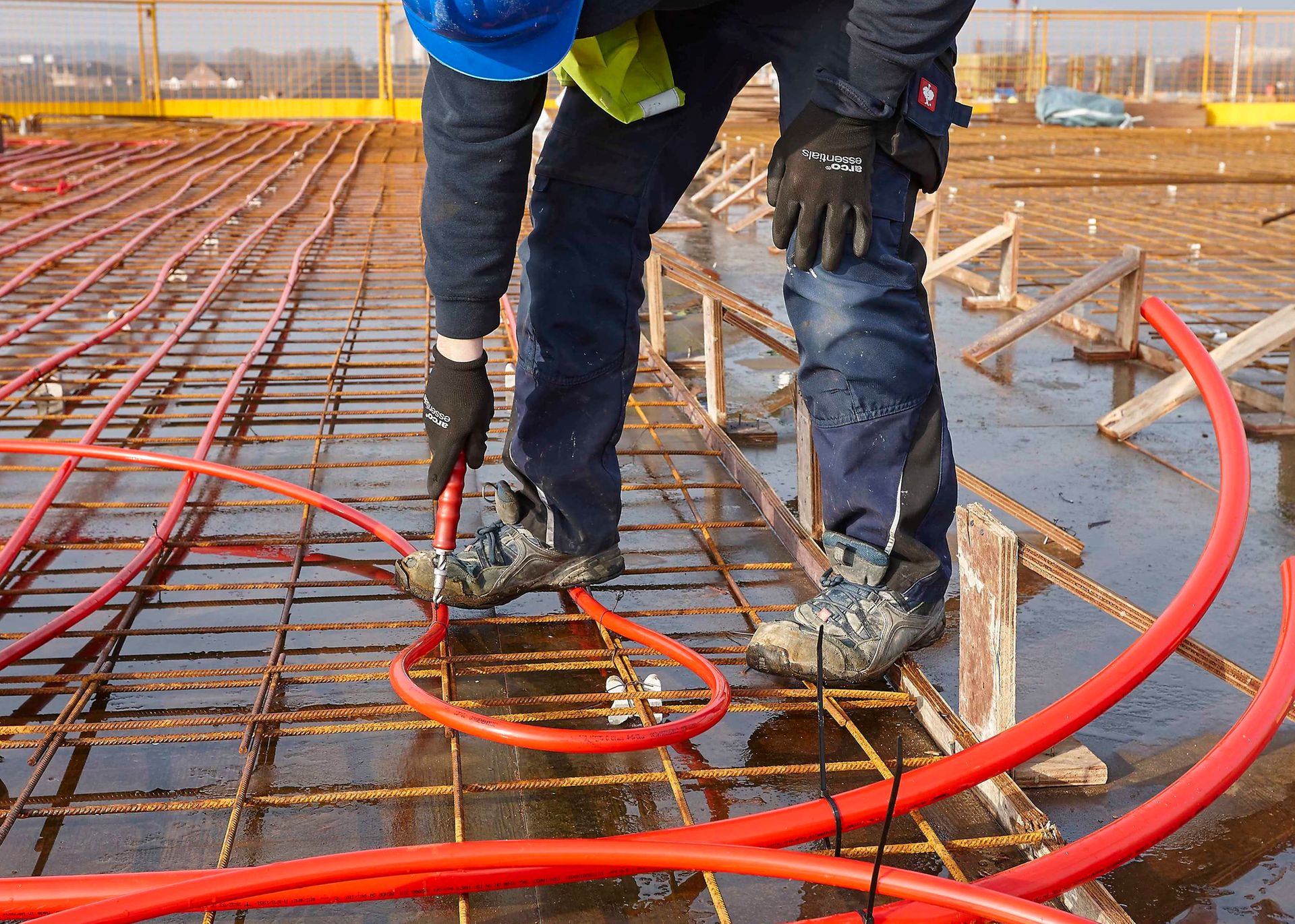 System solutions for underfloor heating |REHAU